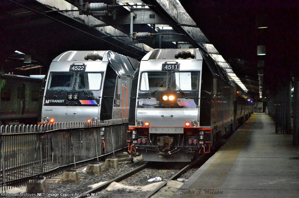 NJT 4522 & NJT 4511